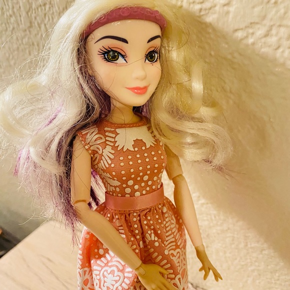 Disney | Toys | Descendants 2 Switch Mel Disney Doll 24 Tare | Poshmark